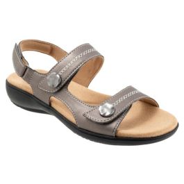 Buy Women's Trottres Romi Stitch Pewter | Michelson's Shoes - Lexington ...